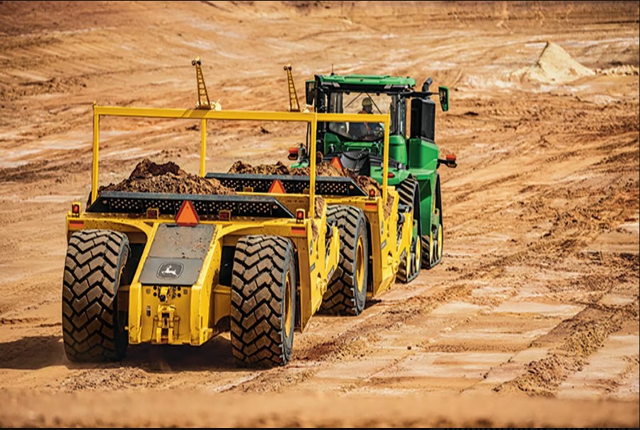constructionHQ | John Deere Scraper Earthmoving Productivity System ...